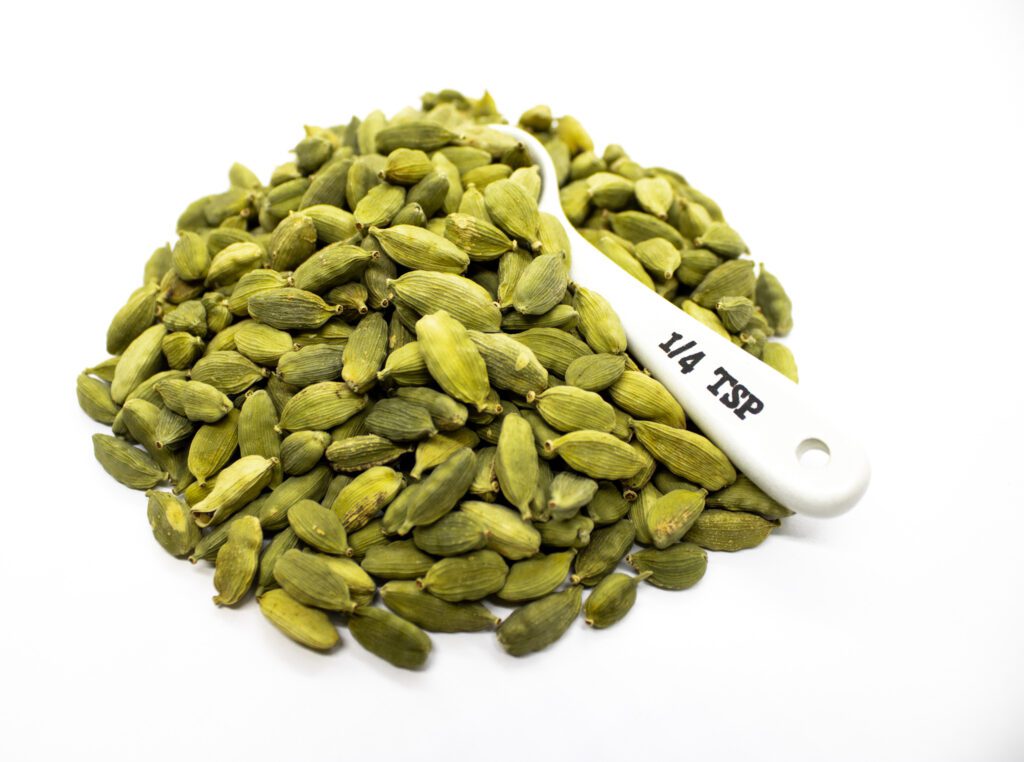 Cardamom Pods (Whole) - Lone Star Botanicals